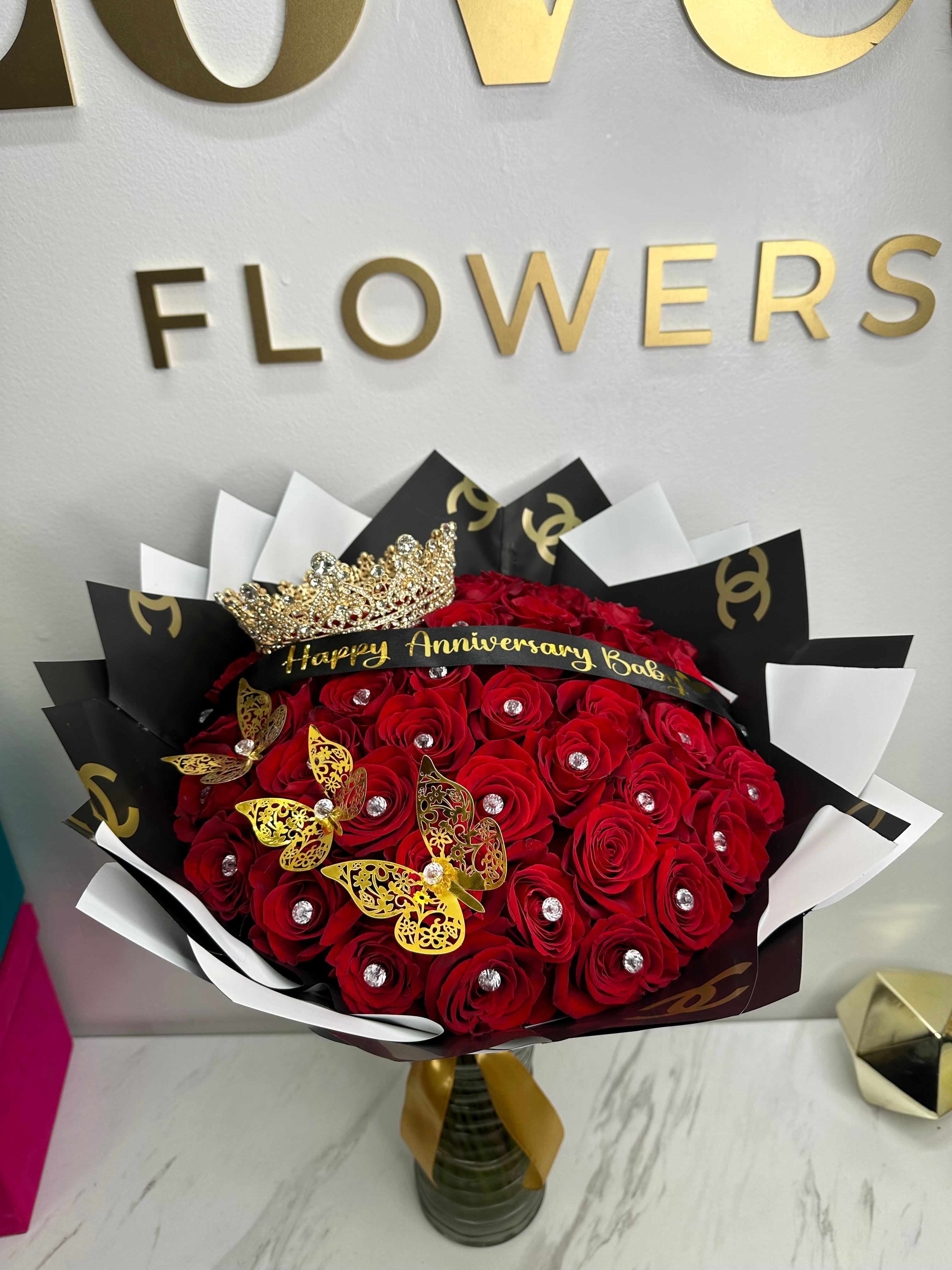 50 Red Roses & Channel Wrapping – Lovely Flowers