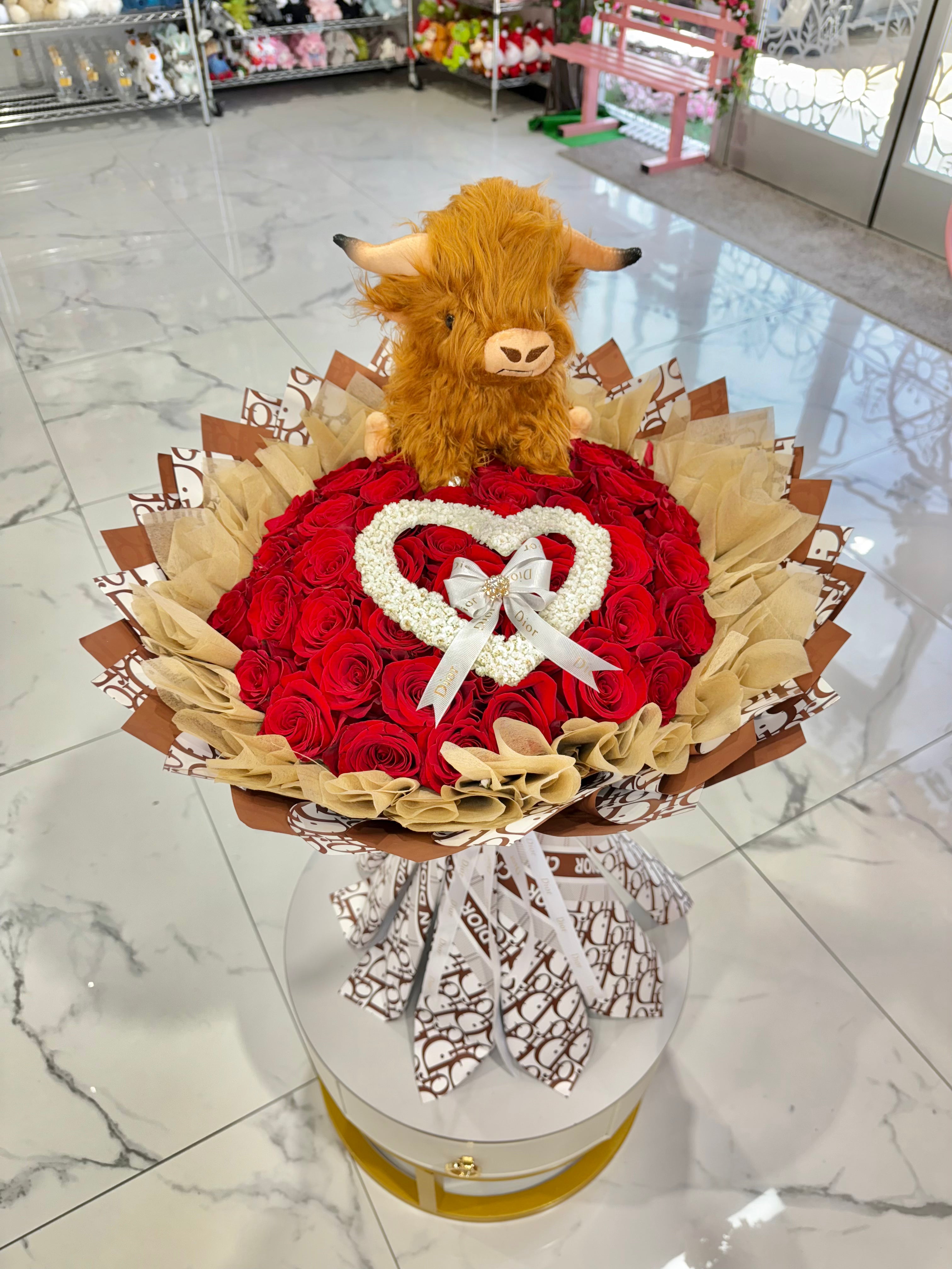 50 Red Roses + Bull – Lovely Flowers