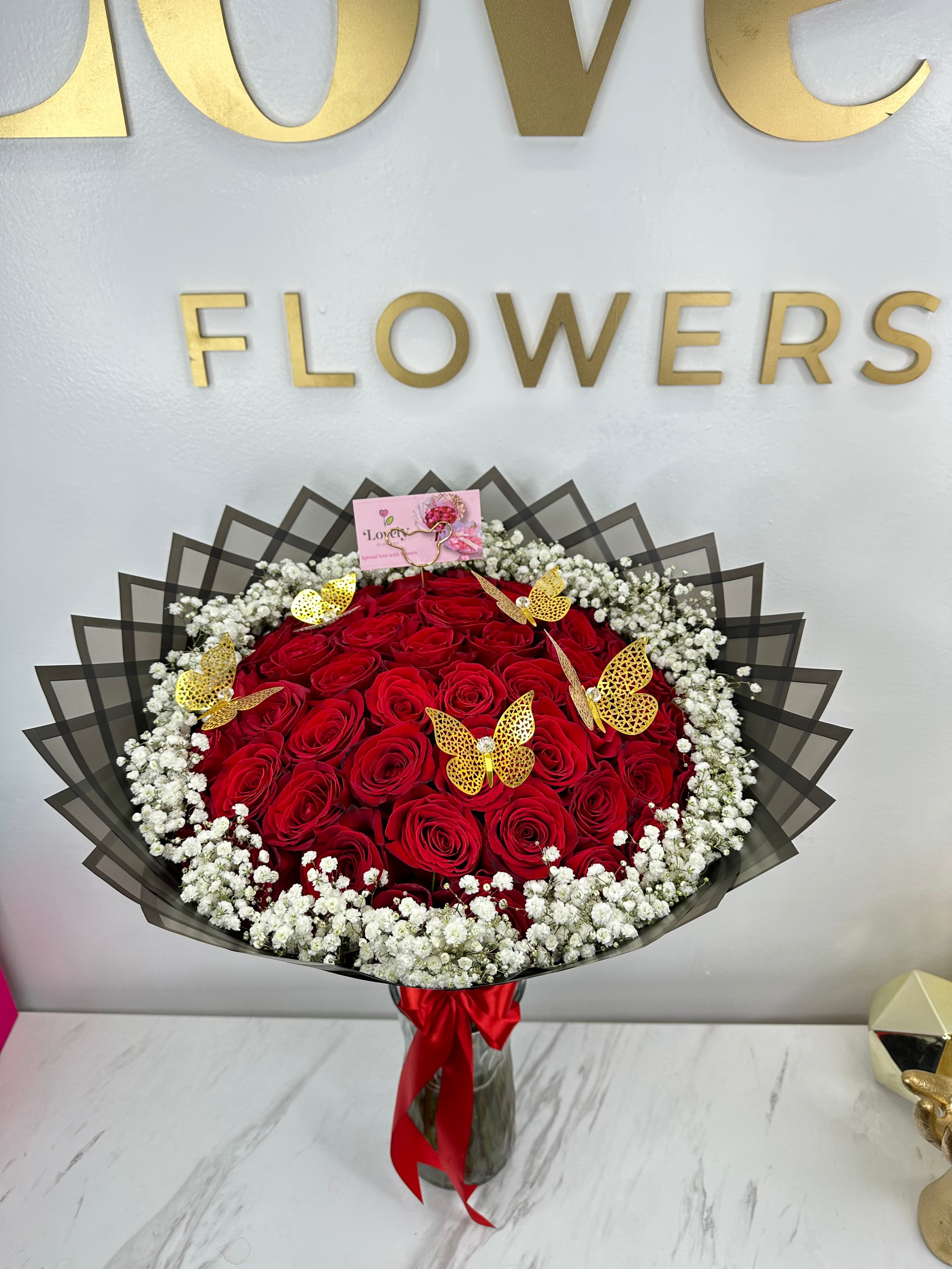 50 Red Roses + Baby Breath Rim – Lovely Flowers