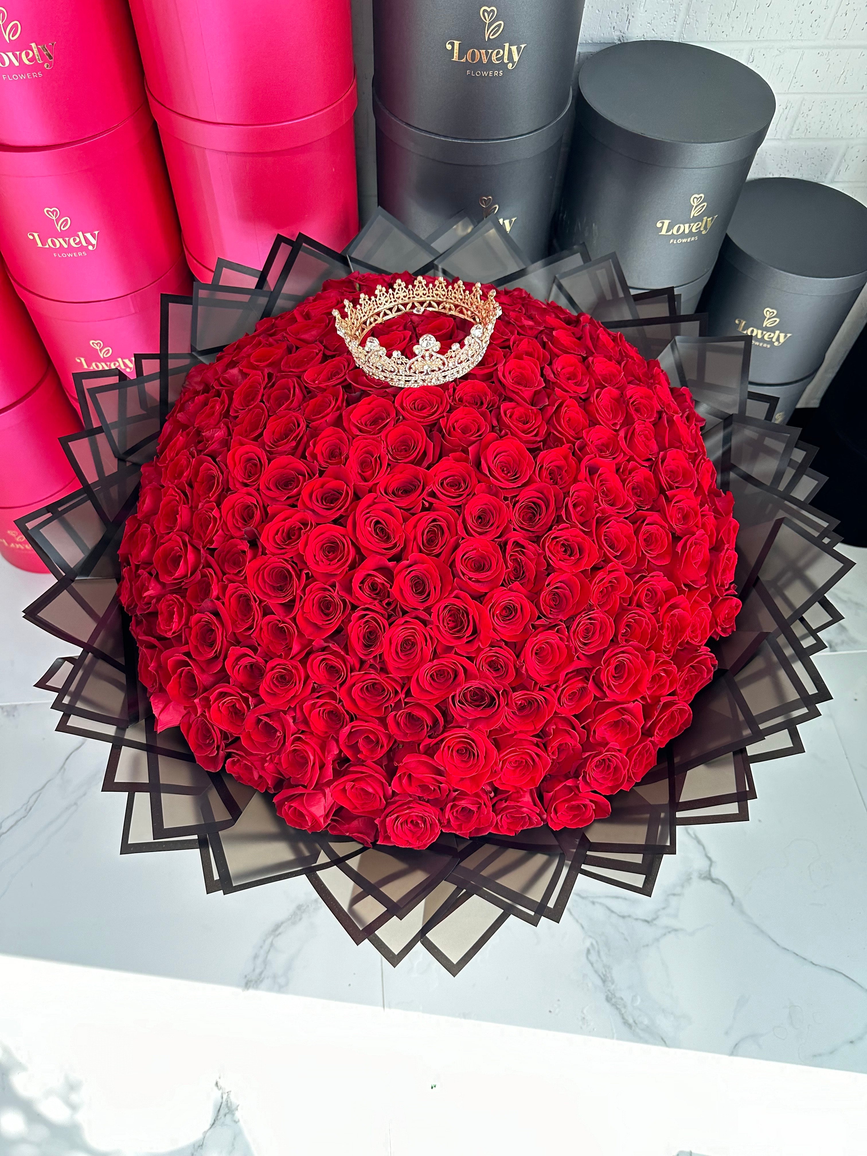 200 Luxury Roses – Lovely Flowers