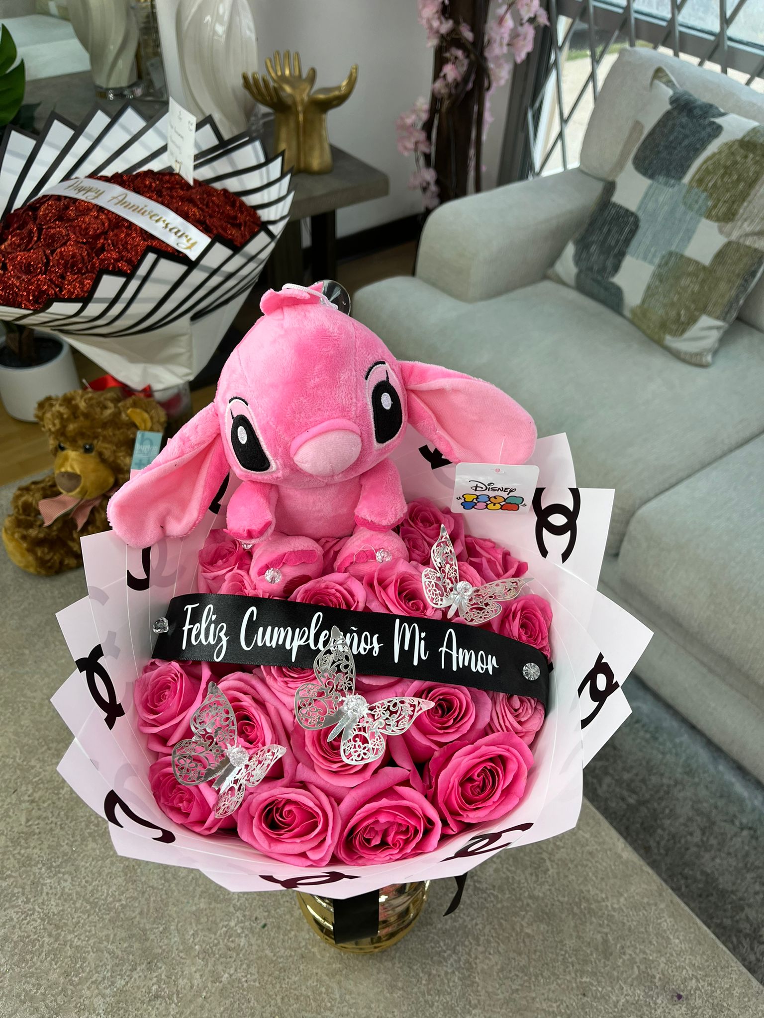 25 Pink Roses + Pink Stitch – Lovely Flowers